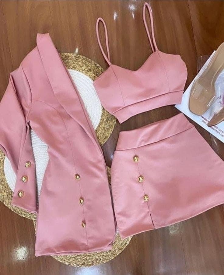 Conjunto mod.350 unitalla falda short,saco y top